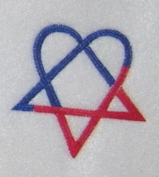 Heartagram Embroidery Design | AnnTheGran.com